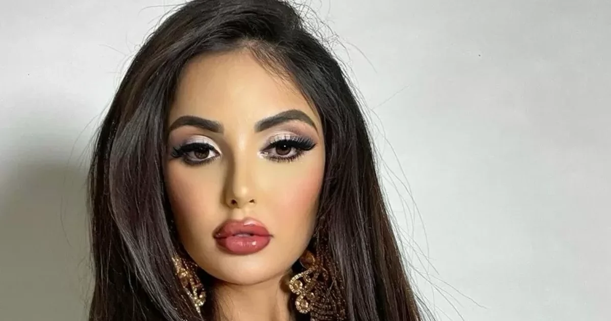 Com mais de R$ 1 milhão em procedimentos estéticos, modelo se banha em ...