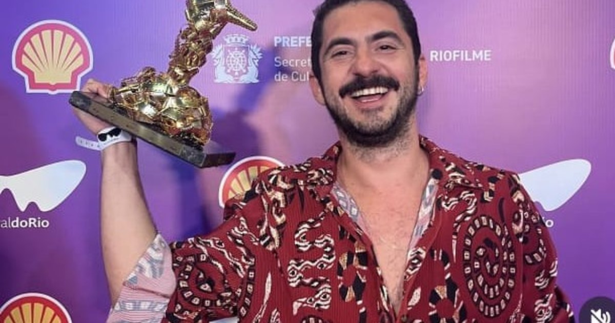 Arthur Costa, de Arapiraca, celebra conquista histórica do Globo de ...