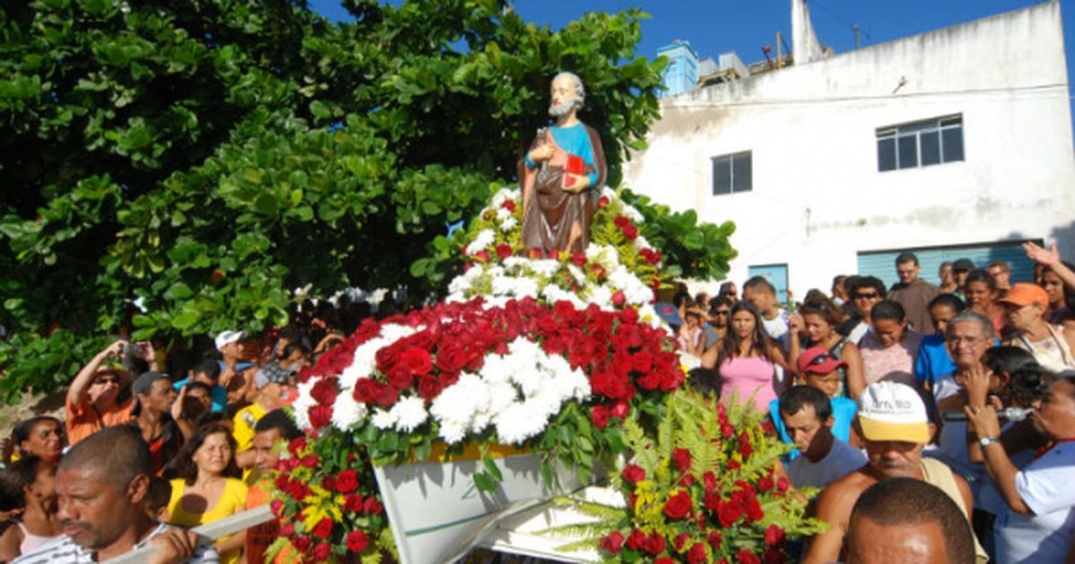 Penedo fará homenagens a São Pedro e terá procissão fluvial no Barro ...